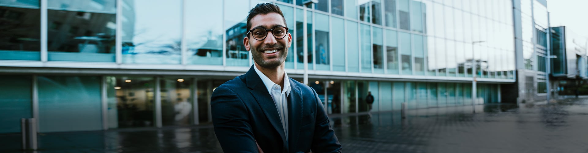 Global Owner Manager Program for Business Owners by SP Jain | Apply Now!